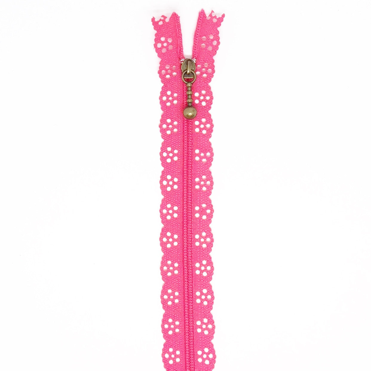 12" Lace Zipper in Black - Bunbury Fabrics