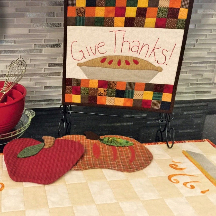 And The Stockings Were Hung table runner pattern by Fig Tree Threads ...